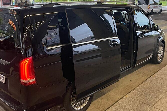Private Airport Transfer From Bergen Airport or Hotels in Bergen