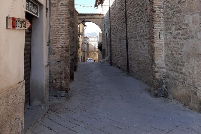 Private Bevagna Walking Tour with official guide