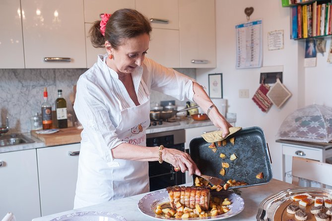 Private cooking class at a Cesarina's home with tasting in Asti - Key Points