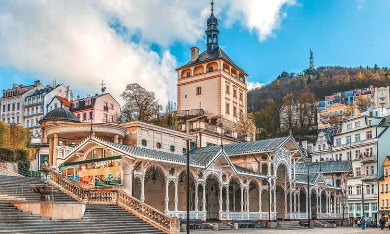 Private Day Trip from Prague to Karlovy Vary (Carlsbad) - Transportation and Duration