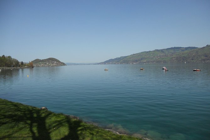 Private Lake Thun and Lake Brienz Express Tour from Interlaken - Key Points