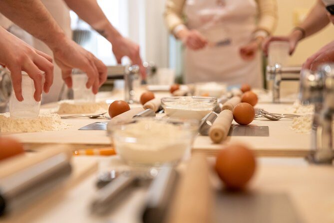 Private Pasta & Tiramisu Class at a Cesarina's home with tasting in Fasano