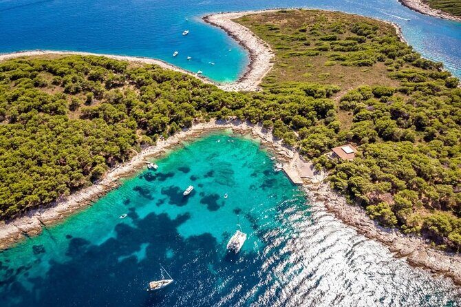 Private Sailing Tour with Snorkeling in Hvar Pakleni Islands