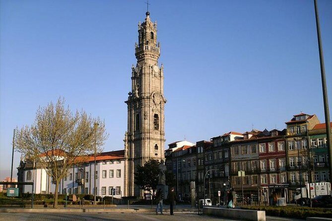 Private tour 2 days from 1 to 8 people to Porto - Aveiro- Nazaré- Óbidos