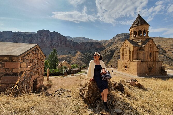 Private tour: Khor Virap, Noravank monasteries,Winery, Birds Cave - Key Points: