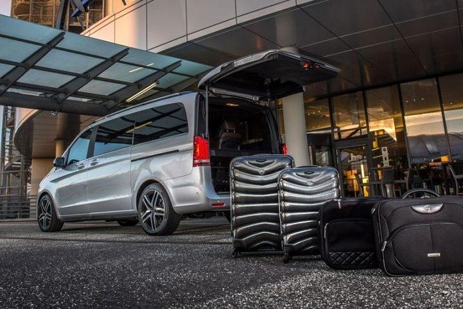private transfer Milan airport to Cinqueterre