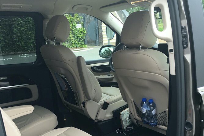 Private transfer Schiphol (AMS) to or from Rotterdam