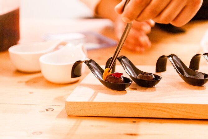 Private Workshop Preparation of Pintxos with Lunch in Bilbao