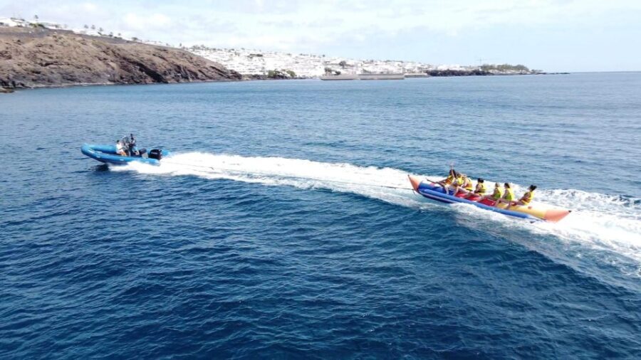 Puerto del Carmen: Catamaran Trip with Water Sports