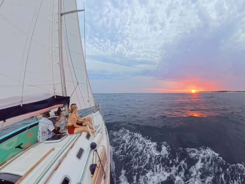 Pula Private Sunset Cruise: Dolphins, Wine & 3 Golden Hours