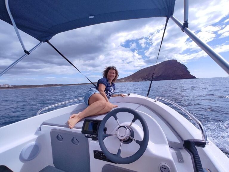 Rent a Boat with No License, Self Drive - The Actual Experience