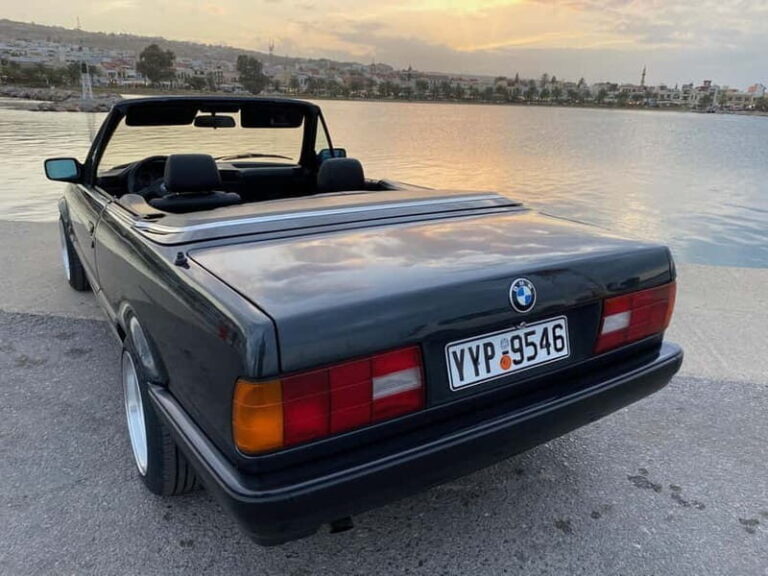 Rethymno: Ride with a BMW 318i Cabrio for 12 hours - Driving Crete in a Classic BMW