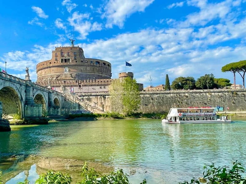 Rome: Food Tasting and Wine Pairing & Tiber River Boat Ride