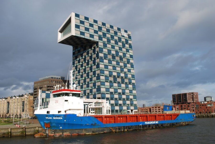 Rotterdam: Harbor Cruise on a Historic Ship