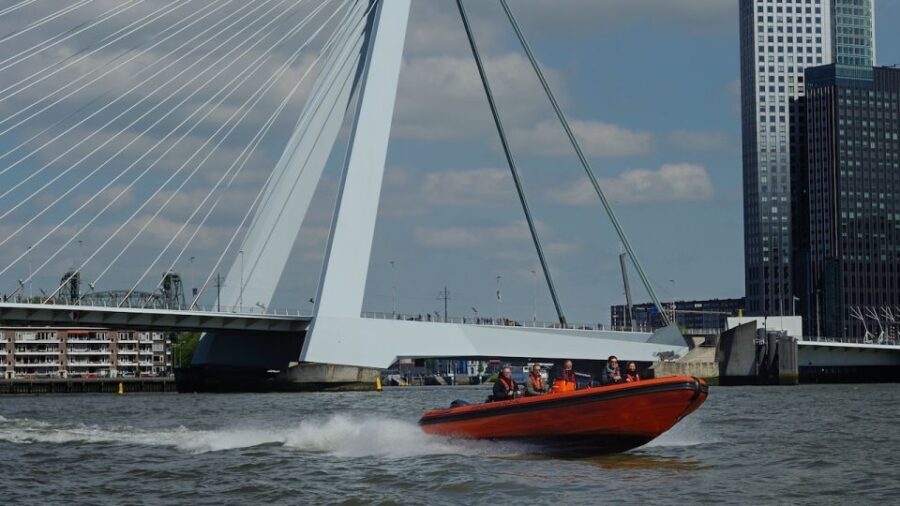 Rotterdam: RIB Speedboat Sightseeing Cruise