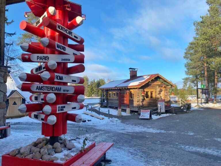 Rovaniemi: Guided Tour of Santa Claus Village with Pickup - What Makes This Tour Stand Out?
