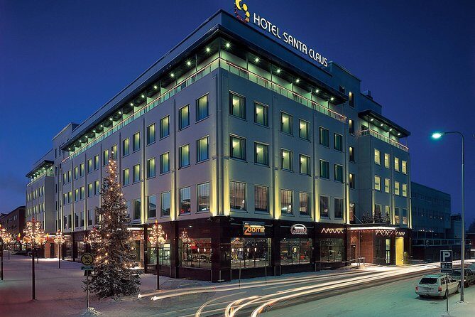 Rovaniemi walking tour and guided Arktikum experience