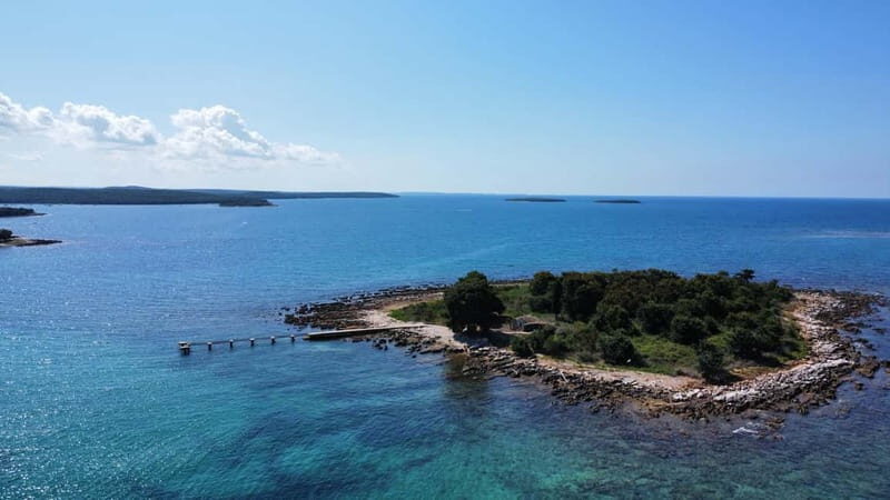 Rovinj: 4-Hour Kayak Rental  Islands, Sea and Snorkeling