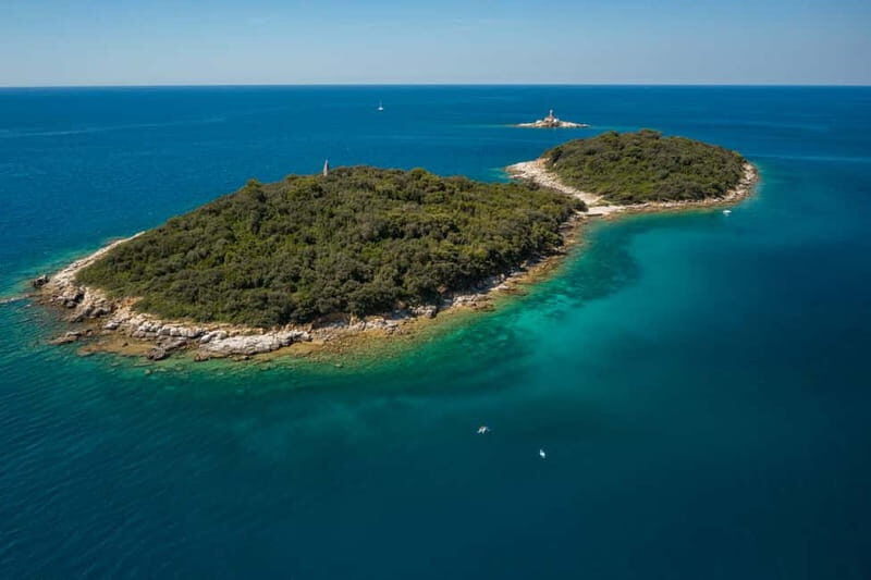 Rovinj Islands: 4-Hour Guided Kayak Tour with drinks