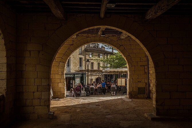 Saint Emilion History Tour with Wine Education and Tasting