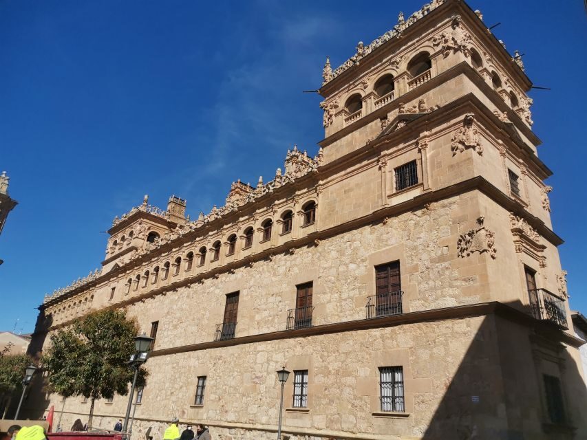Salamanca: Monuments and Landmarks Guided Walking Tour
