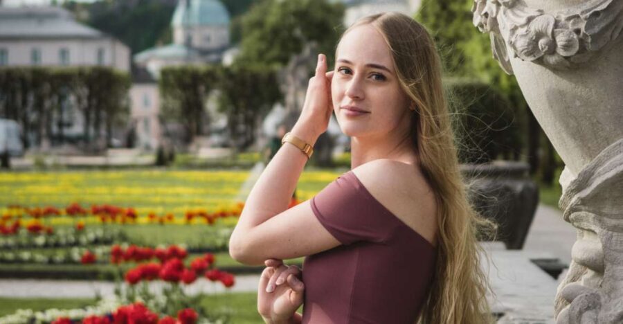 Salzburg: 2-Hour Guided Walking Tour with a Photographer