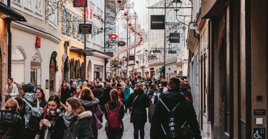 Salzburg: Express Walk with a Local in 60 minutes