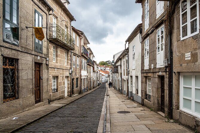 Santiago de Compostela Historic Walking Tour in Small Group
