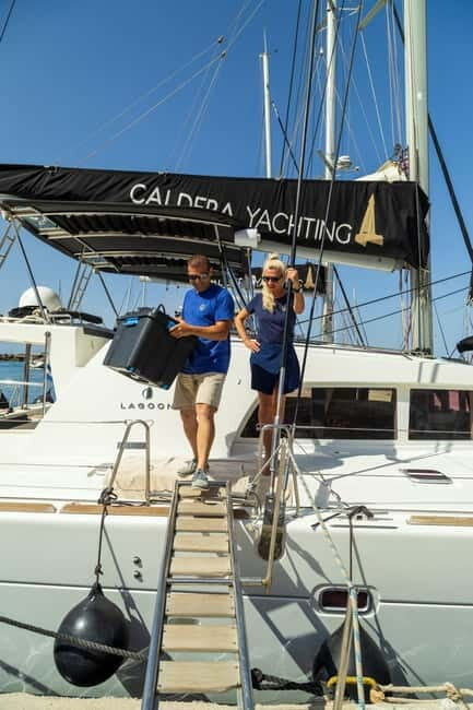 Santorini: Catamaran Cruise with Fresh Meal & Open Bar