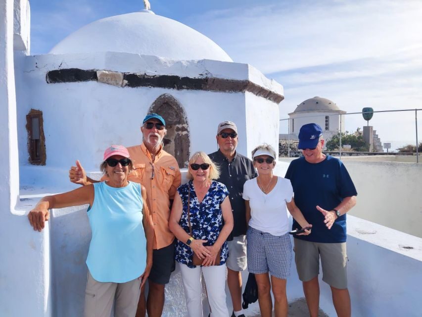 Santorini : Discover with Locals - Small Group Half-day Tour