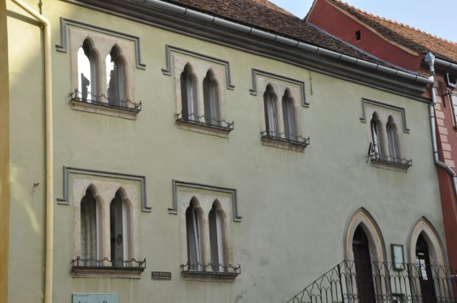 SB07 -Private Tour Exploring Sighioara, Biertan & Mlâncrav