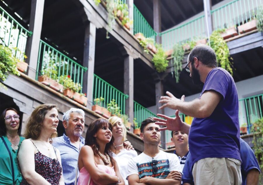 Seville: 1-Hour Walking Tour Barrio de Santa Cruz