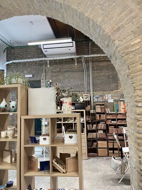 Seville: Ceramic Tile Workshop in Triana - Learning About Sevillian Ceramics and Triana’s Role