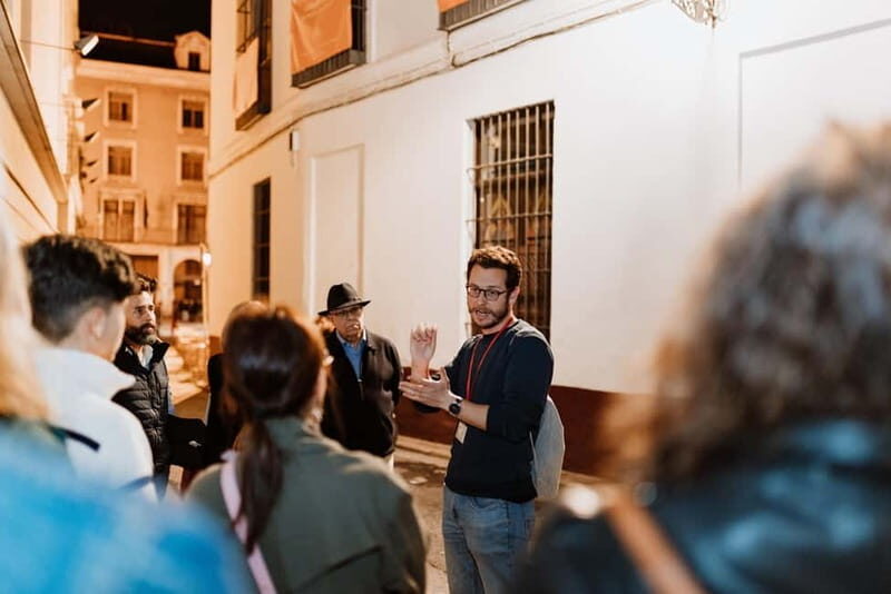Seville: Paranormal and Legends Guided Walking Tour