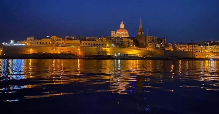 Sliema: Special Night Harbour Cruise