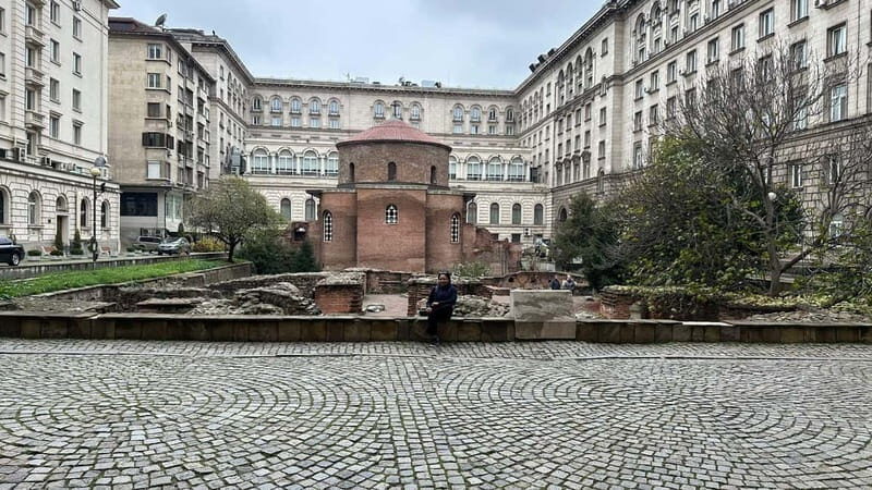 Sofia Walking Tour: The Most Interesting Things in 2 h.