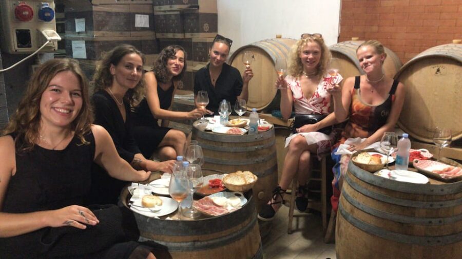 Sorrento: Full Wine Tasting Experience in a Historic Winery