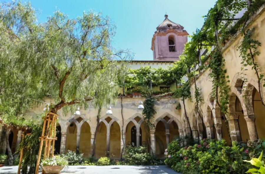 Sorrento: Guided Walking Tour & Limoncello Tasting