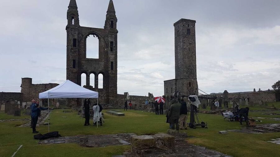 St Andrews: Guided Walking Tour, 12pm, 2pm daily