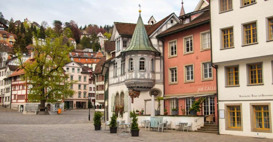 St. Gallen: Express Walk with a Local in 60 minutes