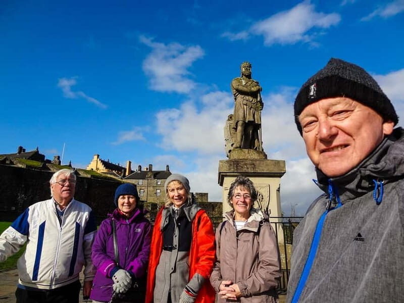 Stirling: Daily Guided Walking Tour (11am & 2pm)