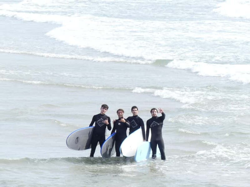 Surf lessons in Figueira da Foz