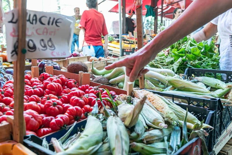 Syracuse Walking Tour & Traditional Cooking Class with Wine