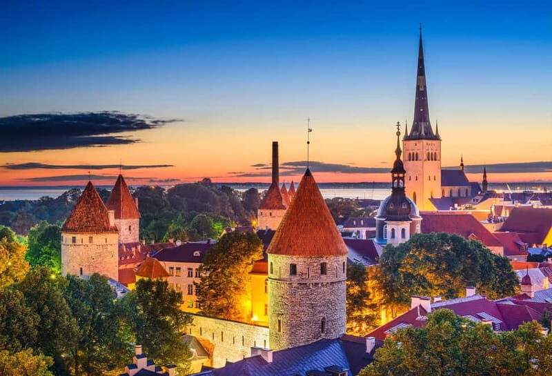 Tallinn: Guided Old Town Historical Walking Tour