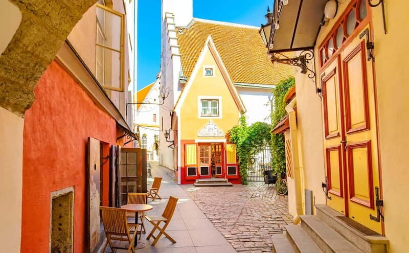 Tallinn: Old Town Guided Walking Tour