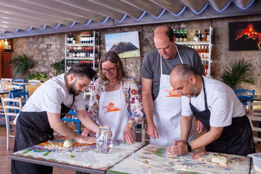 Taormina: Half-Day Pizza Making Class