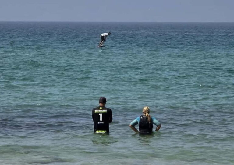 Tarifa: E-Foiling Lesson with Instructor - The Itinerary: Step-by-Step Experience