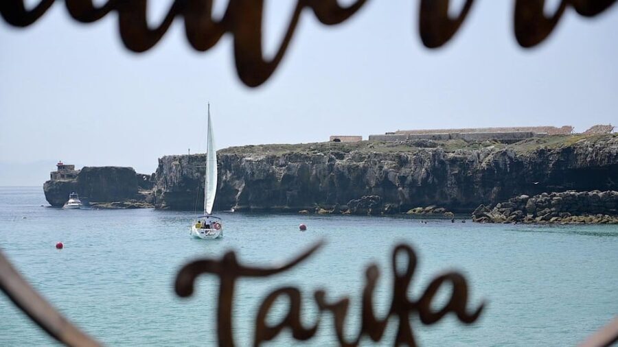 Tarifa: Sailboat Tour, Snorkelling, Tapas & Drinks