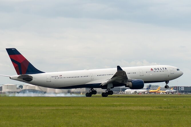 Taxi Transfer from Schiphol Airport to Amsterdam - Key Points