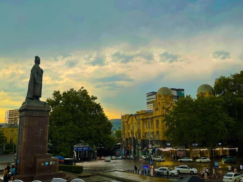 Tbilisi: Legends and Tales Walking Tour with Coffee & Sweets